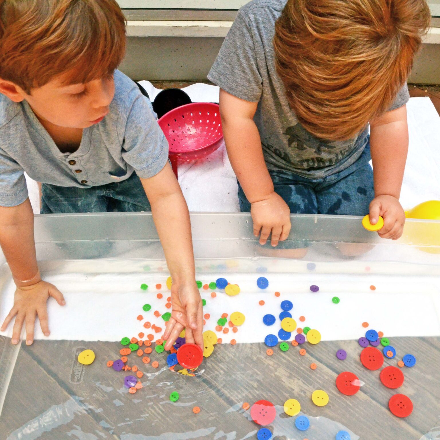 Button Water Play Days With Grey