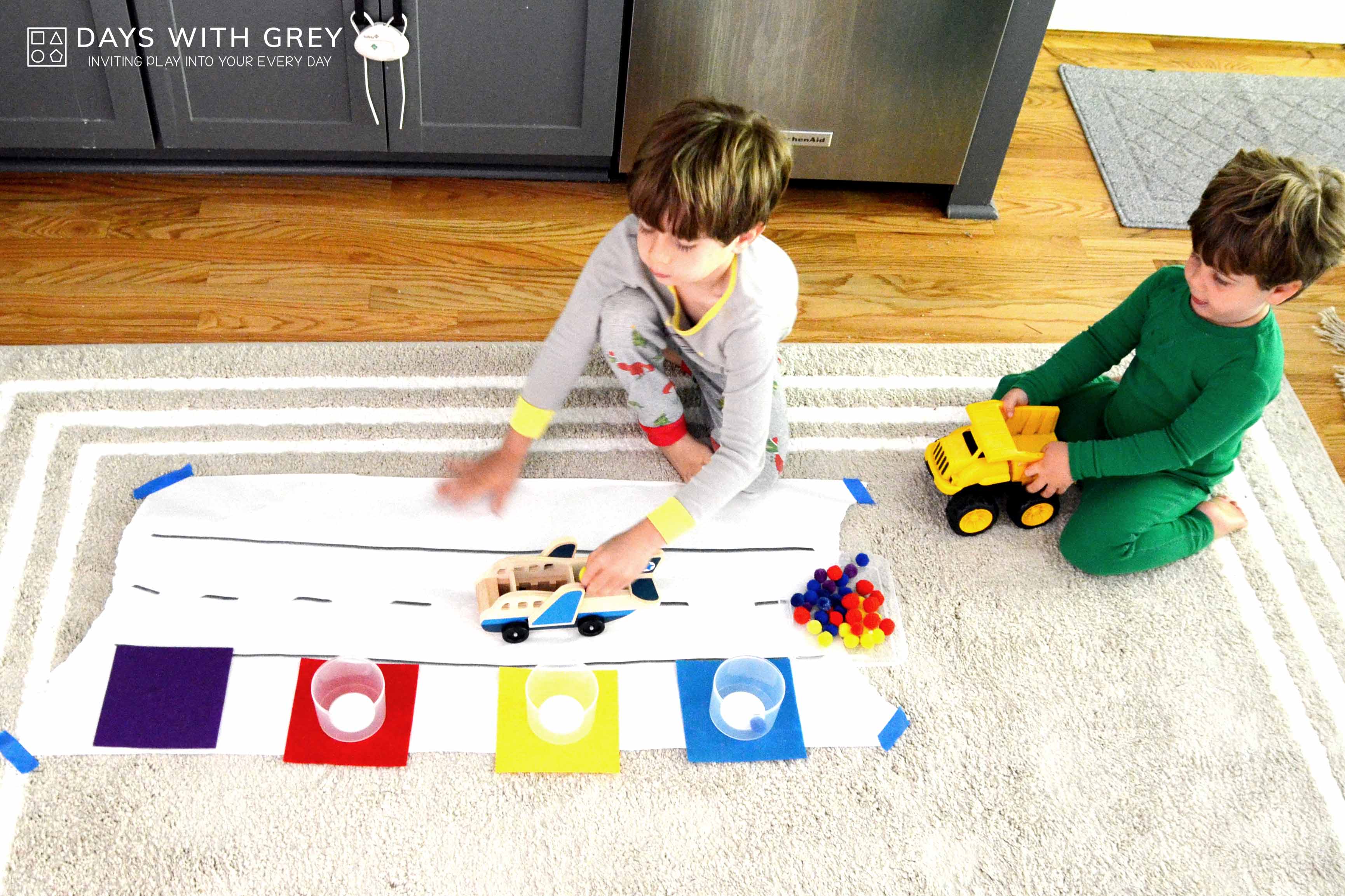 Color Sorting Pom Pom Delivery - Days With Grey