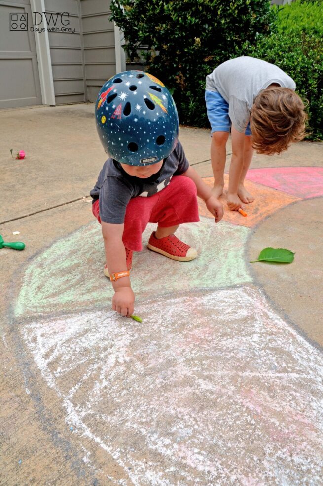 30 Summer Activities (the best) for Toddlers - Days With Grey