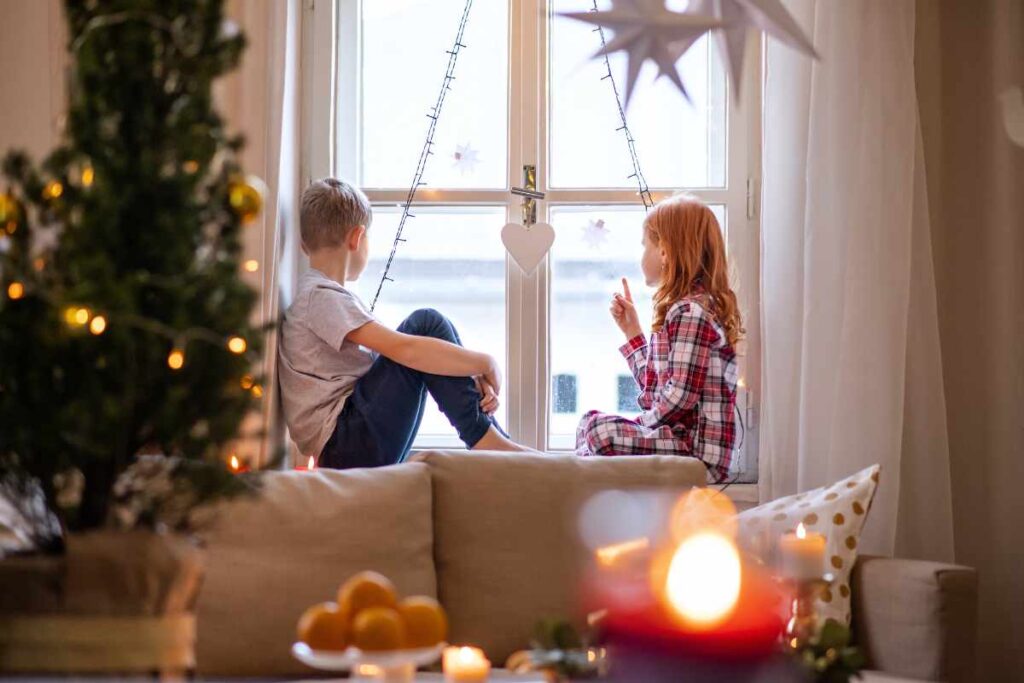 30 Family Activities on Christmas Break - Days With Grey