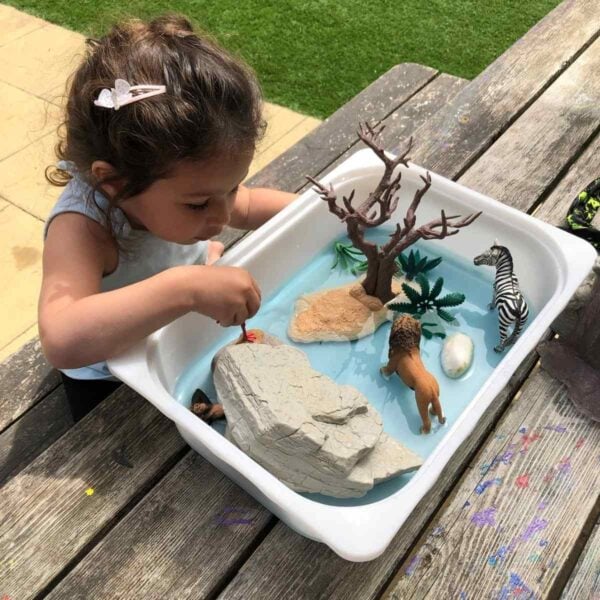 21 Summer Sensory Bin Activities - Days With Grey